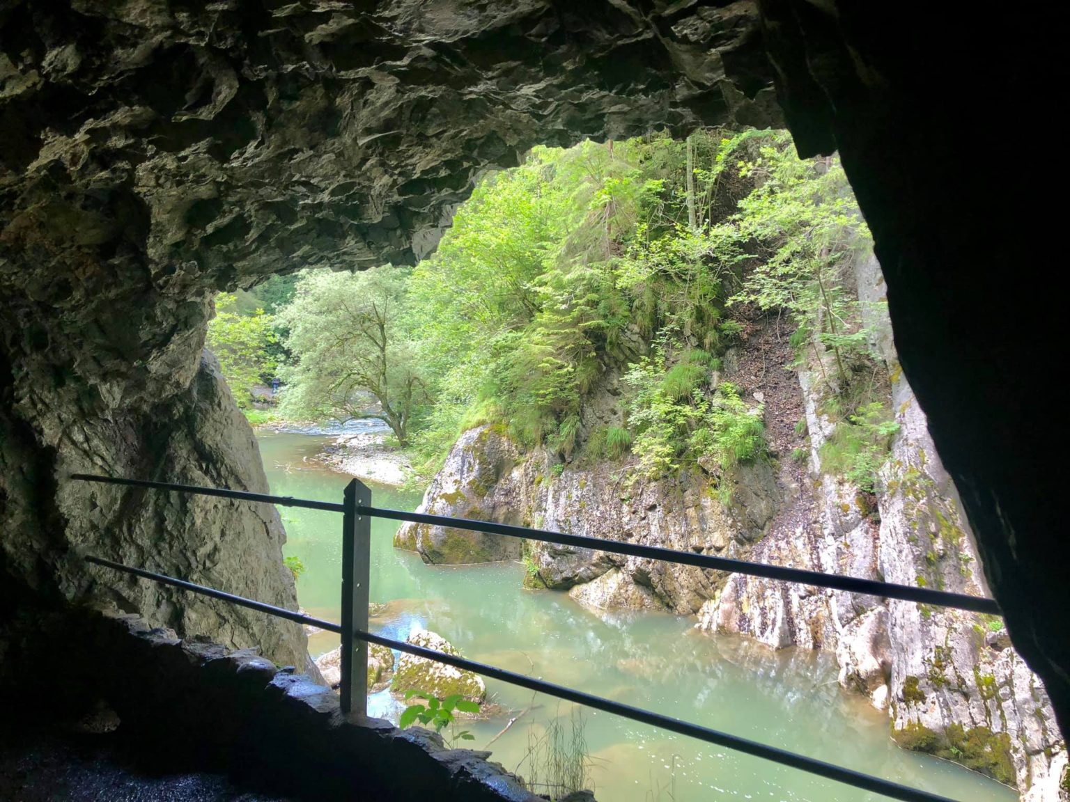 Best Gorge Hikes in Switzerland - Jan Adventures