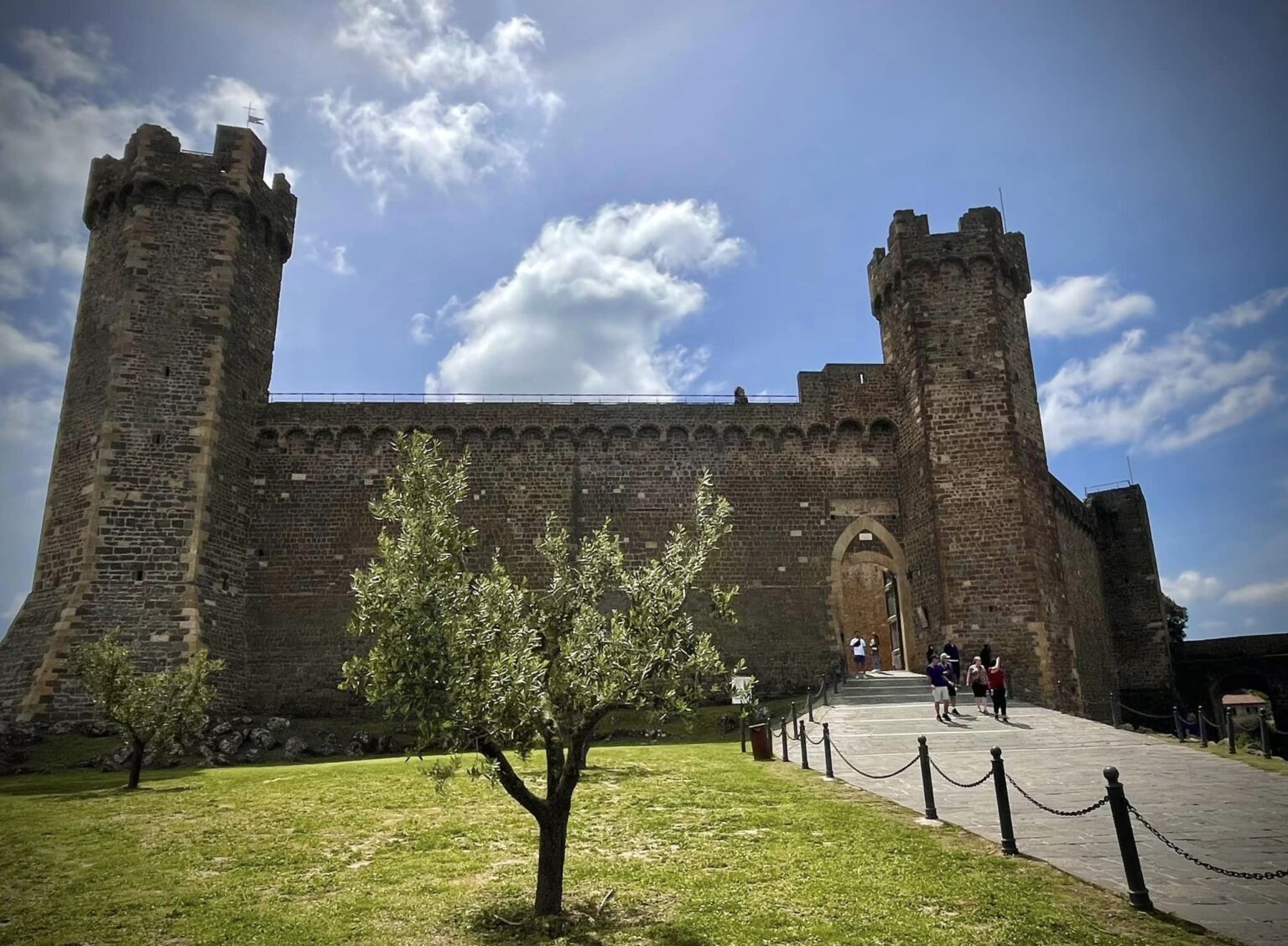 Best Photo Spots in Tuscany - Jan Adventures
