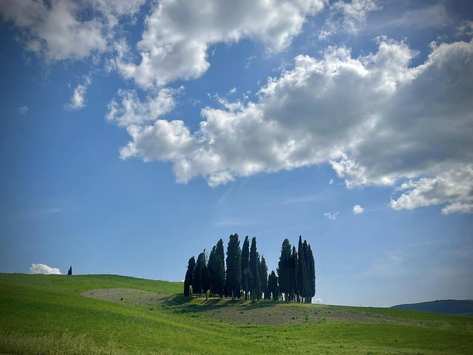 Best Photo Spots in Tuscany - Jan Adventures